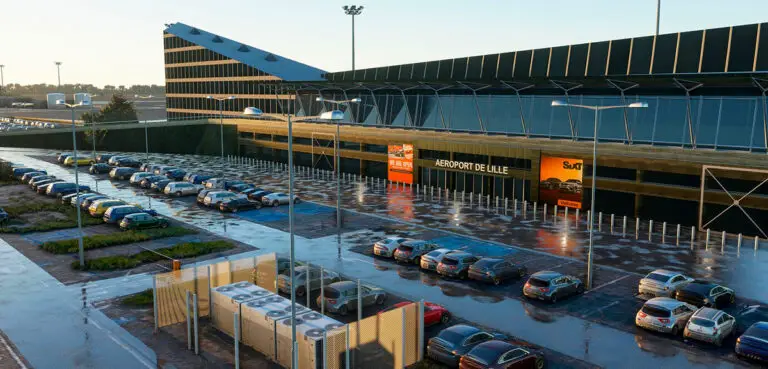 Aéroport Lille (LIL) — Arrivée et Départ | Flightradars24.fr